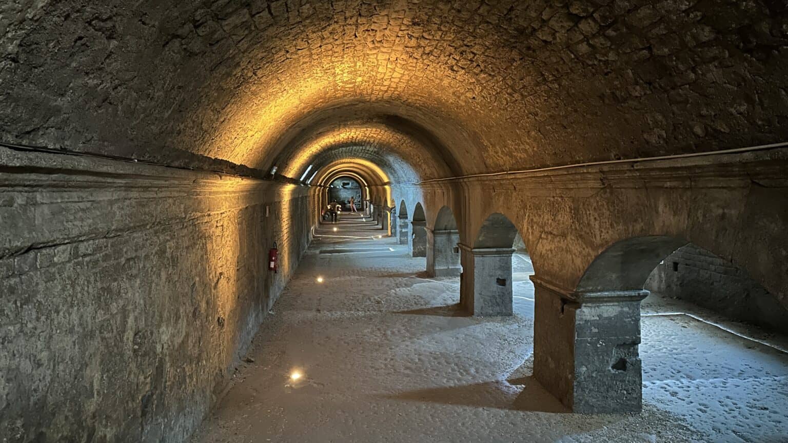 What To Do In Arles France: 16 Best Sights To See In 2025